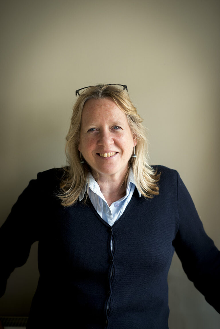 Meet the All Stars Joining the GAS Board in 2025 – Glass Art Society
